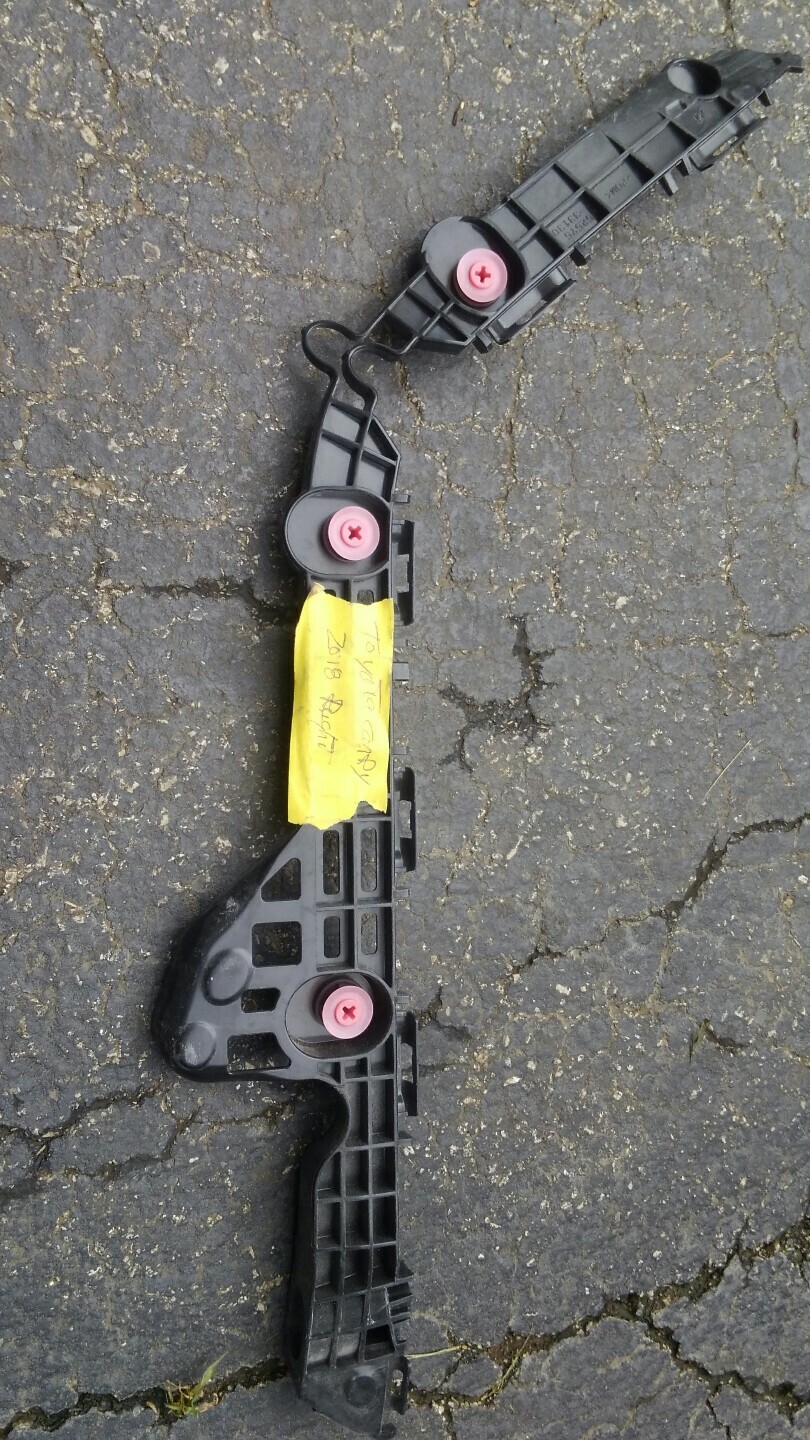 5257533130 Genuine Toyota RETAINER, RR BUMPER 52575-33130 2018 Camry | eBay