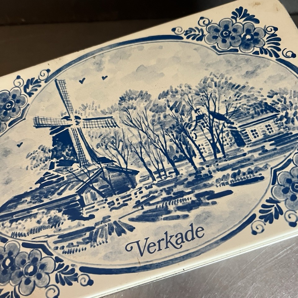 VTG Biscuit Cookie Tin Verkade Metal Made Holland Blue White Windmill ...