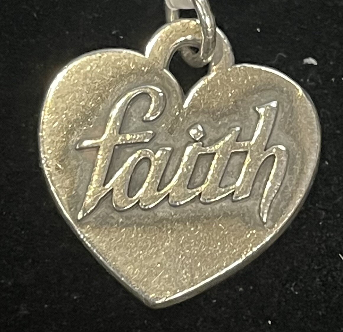 James Avery Retired Silver Faith in Heart Charm - Gem