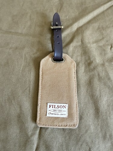Filson | Rugged Twill | Luggage Tag | Tan | Made in USA | Bridle ...