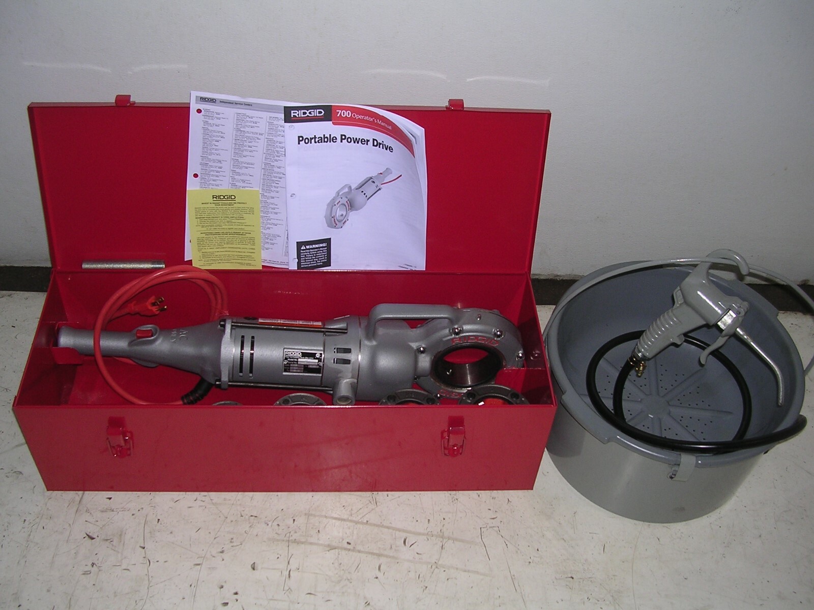 RIDGID 700 POWER PONY PIPE THREADER 6 12R DIE HEADS 1/2-2 OILER CASE ...