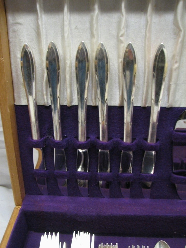 Set Nobility Silver Plate Silverplate Reverie Flatware 65 pcs Service ...