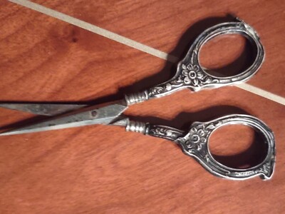 Tools, Scissors & Measures - Antique Scissor