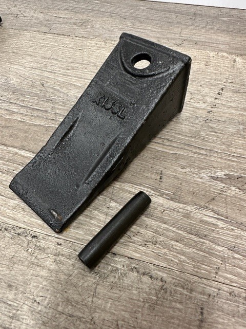 5 Pack X156L Long Teeth with Roll Pins FREE SHIPPING for Digging ...