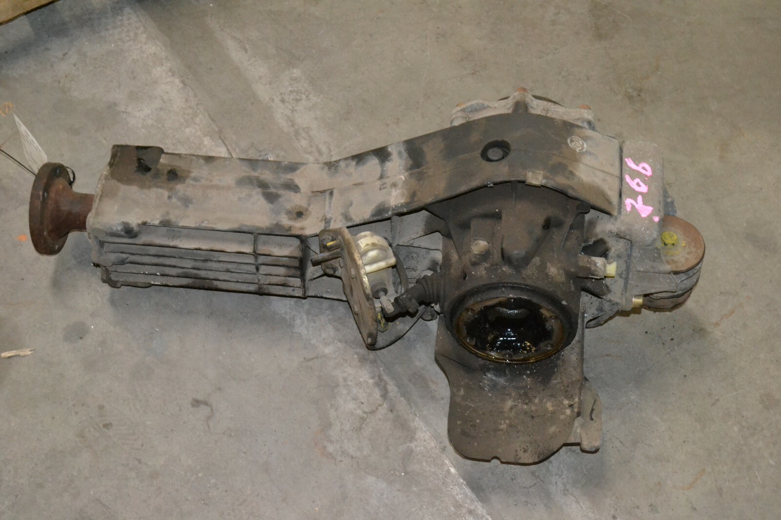 AUDI 200 Avant Quattro Rear Differential Assembly '89-'91 017 525 053F ...