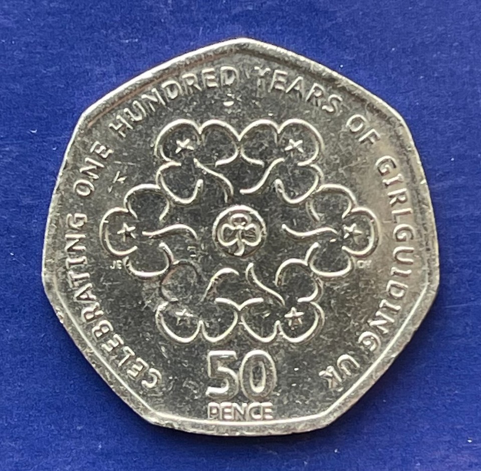 Collectable 50p coins - Inc. Genuine Kew Gardens, VC, 1066, WWF etc ...
