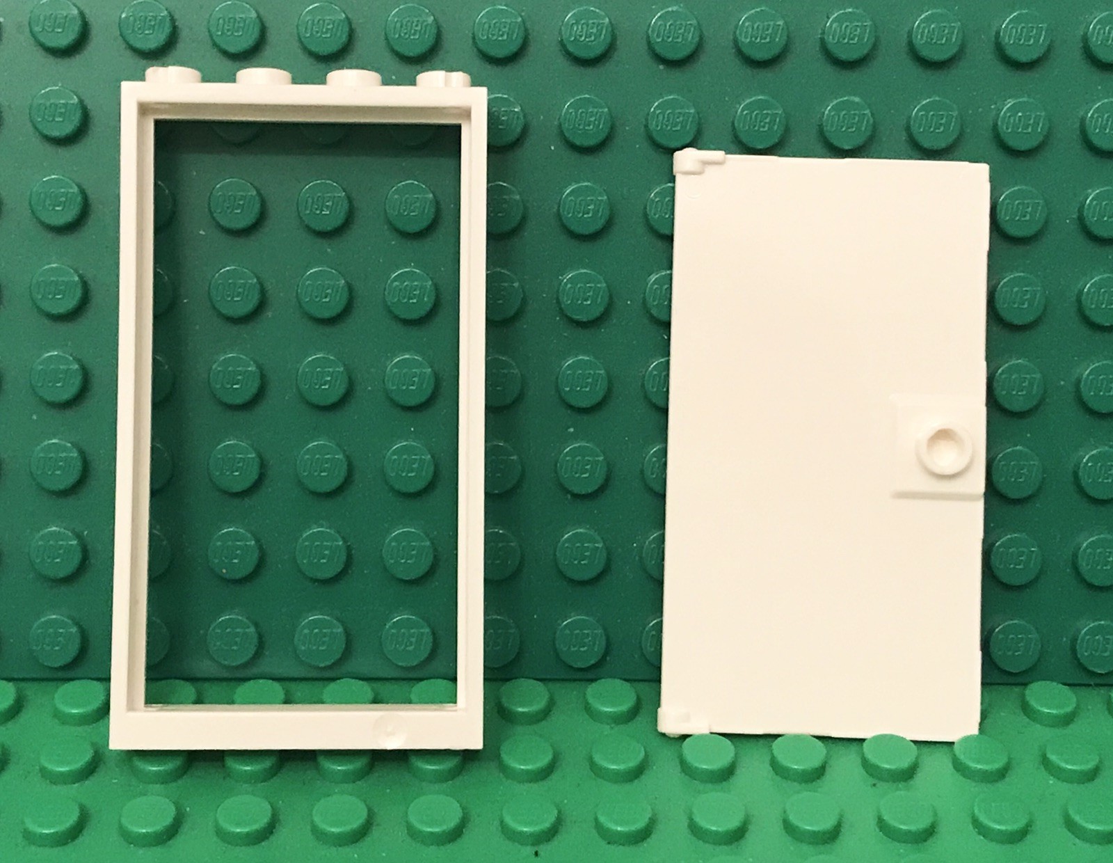 Lego White Door With Stud Handle With 1x4x6 Door Frame / City / Friends ...