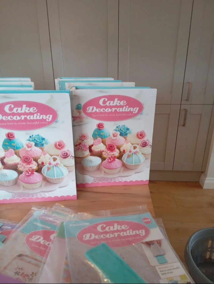 DeAgostini Cake Decorating Bundle Magazines set | eBay UK