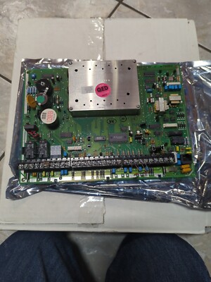 Control Panels & Keypads - Ademco Vista