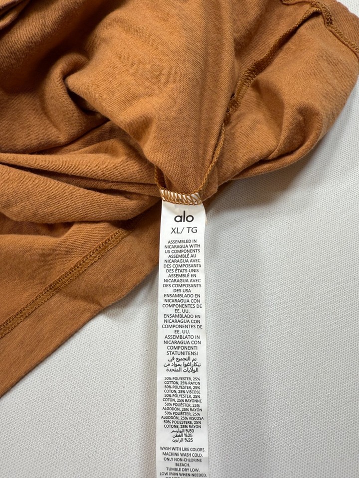 Alo Yoga Hoodie Mens XL Orange Core Hooded Runner Performance ...