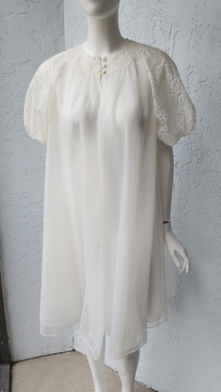 1950s Vanity Fair Peignoir Wedding Ivory Sheer Lace T… - Gem