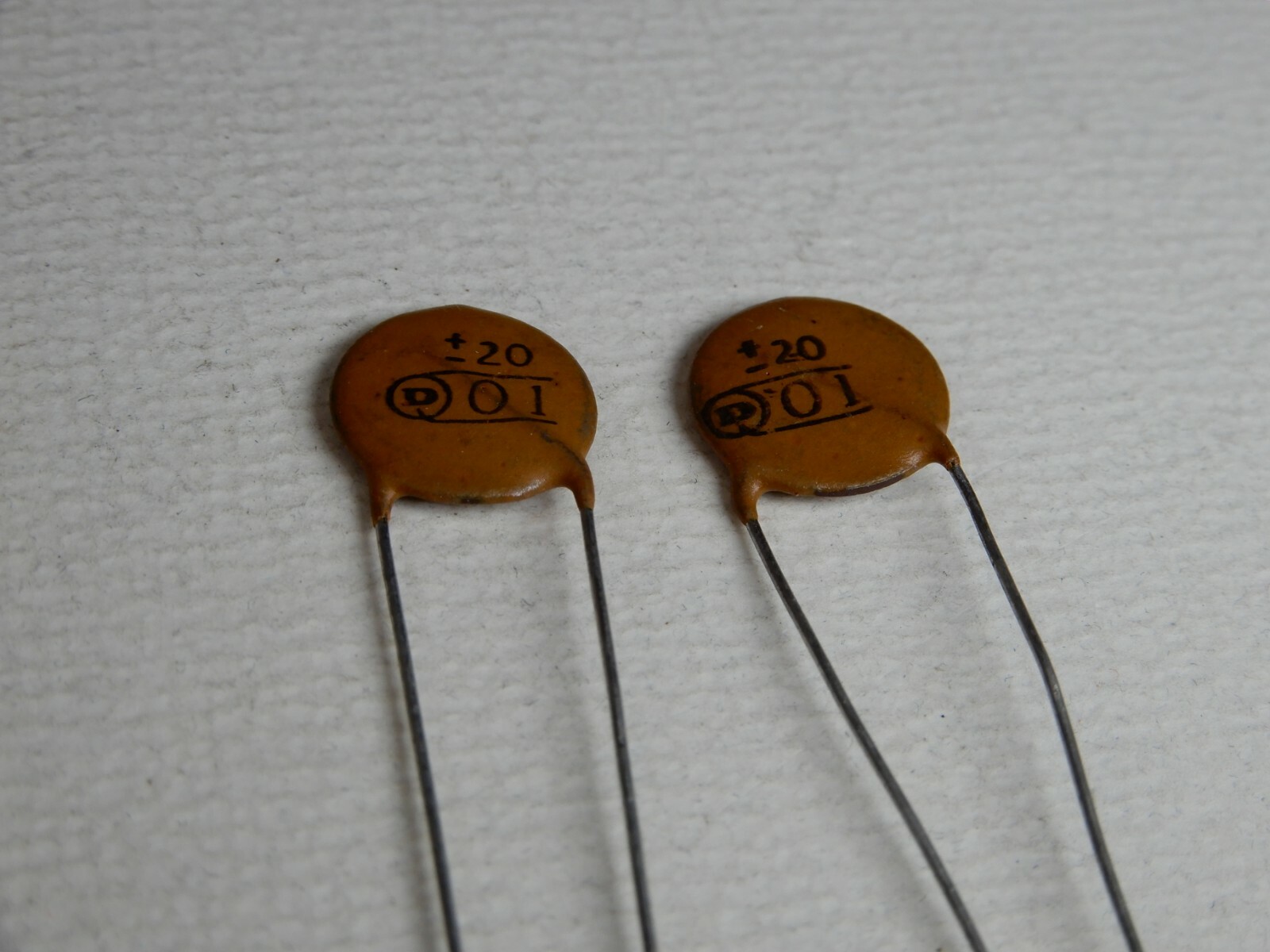 CDE Circle D .01uf 1KV Ceramic Disc Capacitors Matched Pair (2) Two ...