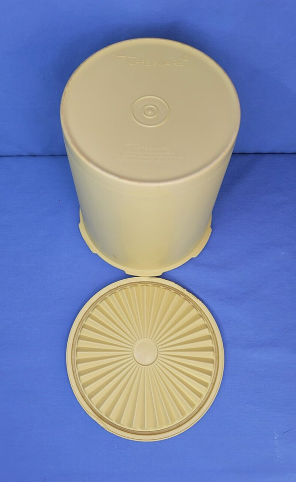 Tupperware Gold Canister 809-3 Yellow w/ Lid # 810-7 Seal Nesting | eBay