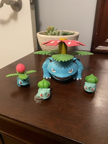Pokemon Scale World Bandai 1:20 figure lot Bulbasaur Ivysaur Venusaur ...