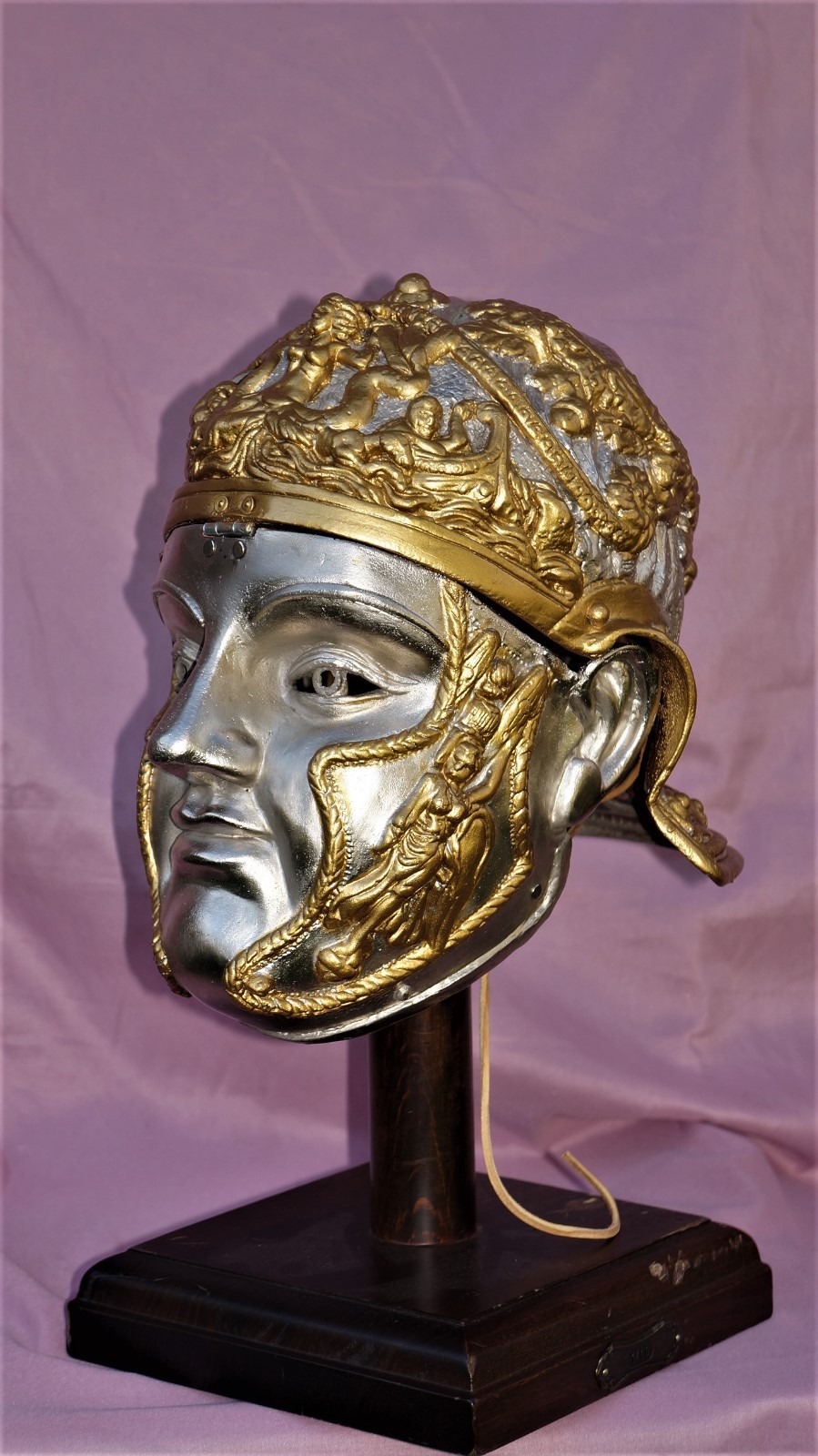 Roman Standard Bearer Signifer Vize Legionary Masked Cavalry Sport ...