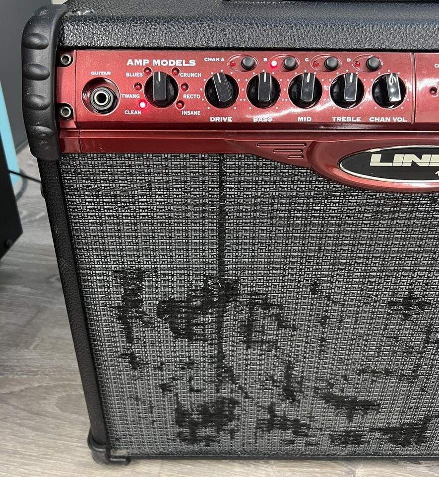 Line 6 Spider I 112 Guitar Amplifier. Smart Control FX. Tubetone. Red ...