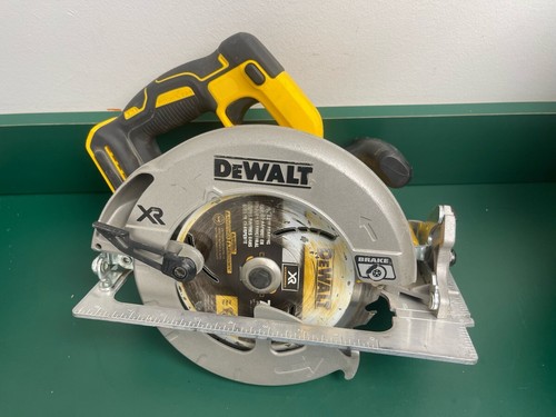 Dewalt 20V Max XR 7 1/4" Cordless Brushless Circular Saw DCS570 Tool ...