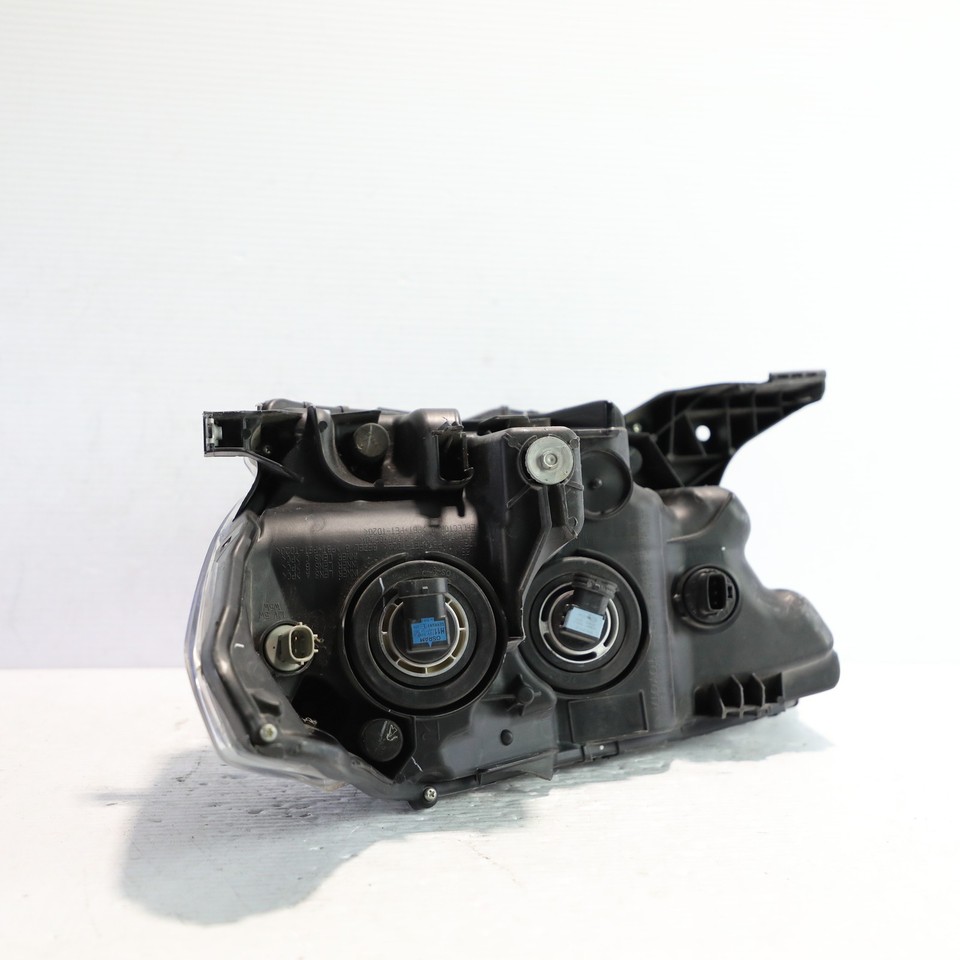 2019-2021 Toyota Tacoma Right Passenger Side Headlight OEM 8111004262 ...