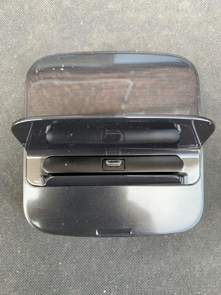 Samsung Dock Station Galaxy Note Desktop with Audio Out - EDD-D200BE | eBay