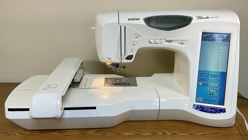 Disney Brother Pacesetter Sewing / Embroidery Machine ULT2002D Case ...