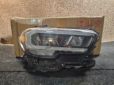Right Passenger Side Headlight Assembly 81110-04290 For Toyota 2016 ...