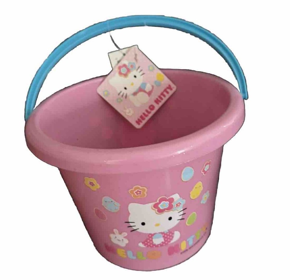 Hello Kitty Pink Plastic Bucket Pail Bundle 6-1/2” Tall + Assorted ...