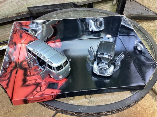 Maisto 1/24 Scale BUS +Bug. Bugz Urban Diecast Collection. RIDEZ 2 Cars ...