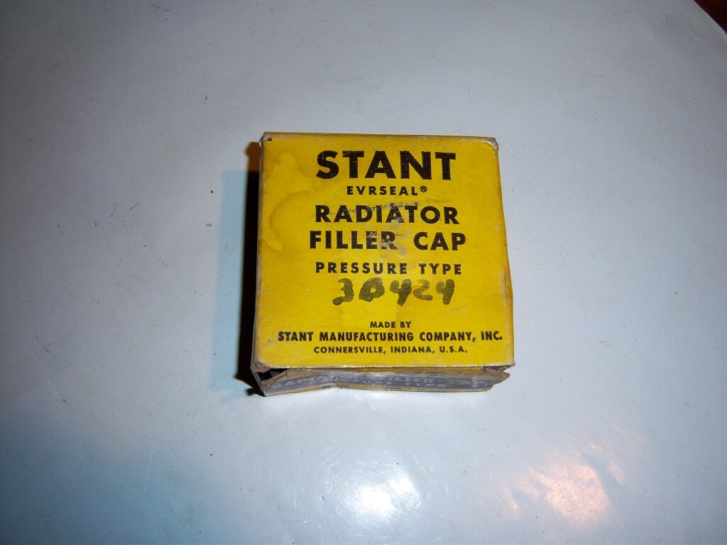 NOS STANT RADIATOR CAP,FITS VARIOUS VINTAGE CARS(FORDS,LINCOLNS,HUDSONS ...