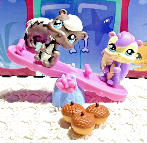 LITTLEST PET SHOP LPS CHARCOAL SKUNK #1749 & LILAC SQUIRREL #1567 ...