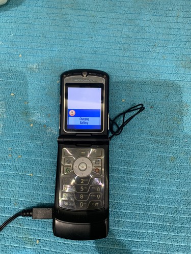 Classic Motorola RAZR - Unlocked - Fully working in very good condition ...
