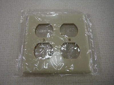 Almond Quad Outlet Cover Q2150V | eBay