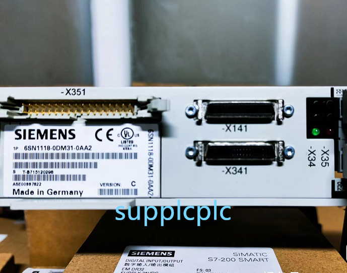 6SN1118-0DM31-0AA2 Siemens 611 Servo Axle Card Fast shipping#DHL or ...