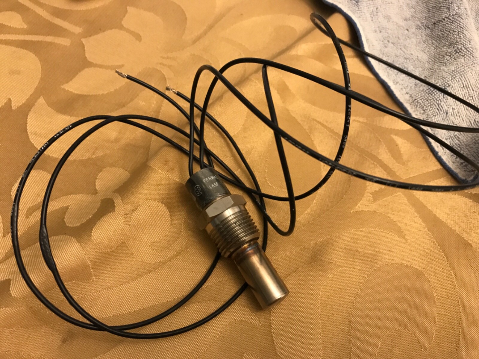 New Fenwal 08-819111-013 Sensor | eBay
