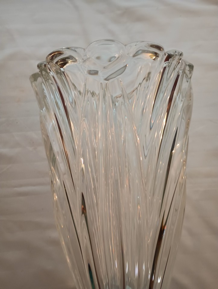 Vintage Mikasa Diamond Fire Lead Crystal Curved Vase Fluted Ribbed Vase ...