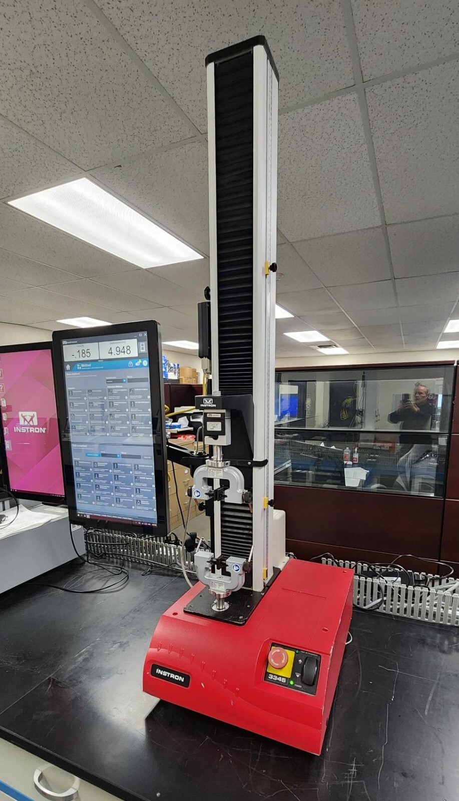 Instron 3345 Tensile/Compression Universal Testing Machine | eBay