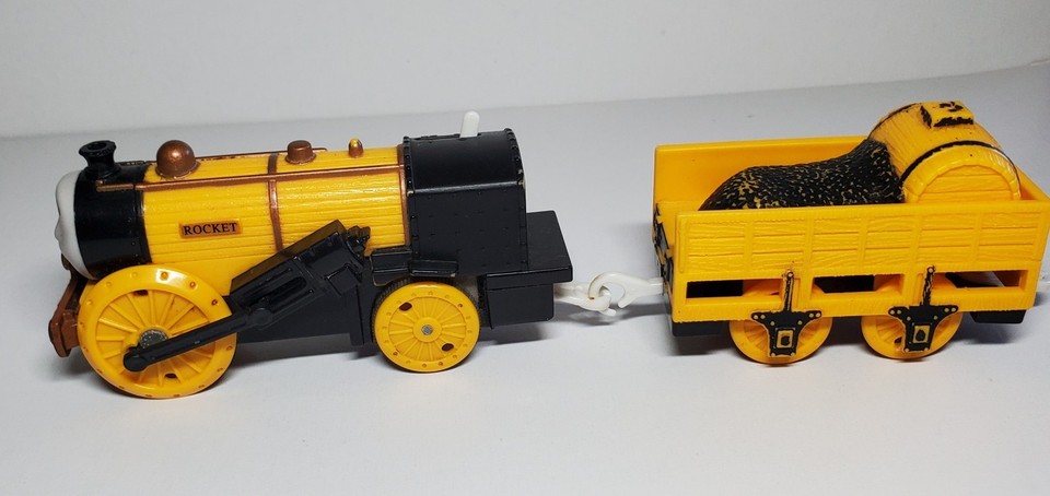 Thomas & Friends Trackmaster Motorized Train Stephen "The Rocket" | eBay