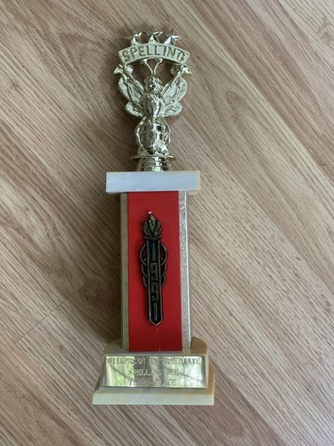 Spelling Bee Trophy Cake Topper Gold Tone Plastic with stand. | eBay