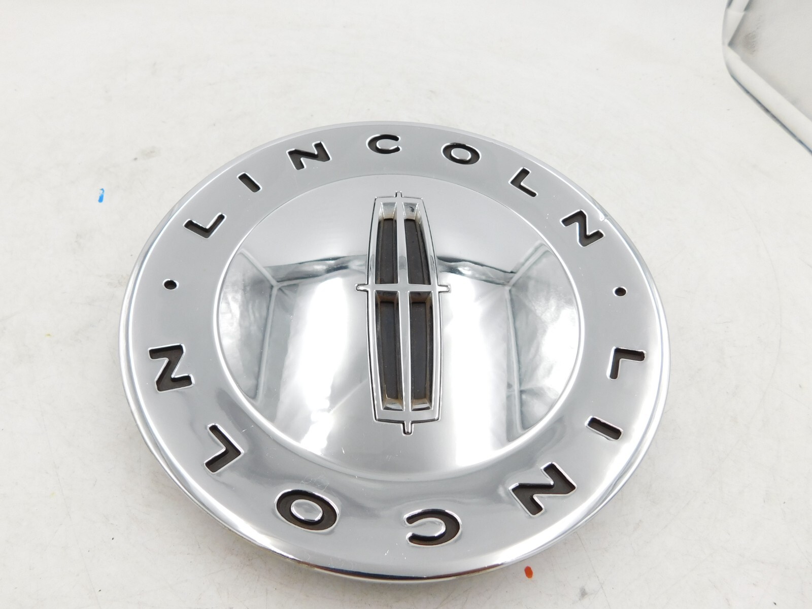 2003-2006 Lincoln Navigator Chrome Wheel Center Cap 2L7J-1A096-AB ...