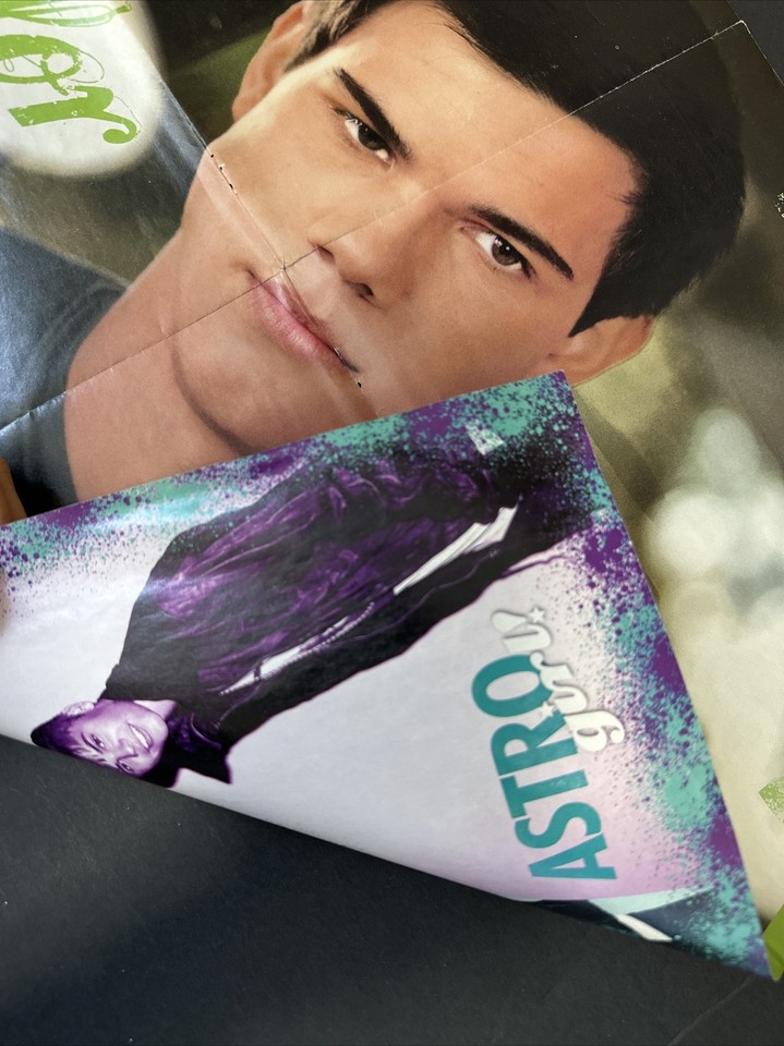 Astro Girl 2010s Teen Magazine Posters Set Of 3 Selena, Taylor Swift ...