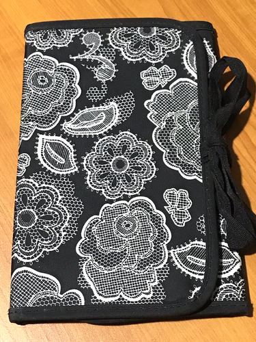 Stationary Trifold Notebook Case W/ Paper-2 Pens THIRTY-ONE Black/White ...