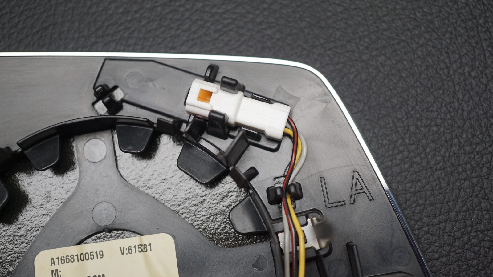 GENUINE MERCEDES W166 X166 RHD LEFT MIRROR GLASS HEATED BLIND SPOT ...