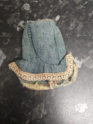 Bratz Strut It Cloe Doll 2003 Original Denim Lace Frill Trim Skirt | eBay