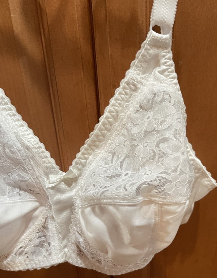 NEW NIP Gelmart Bra 42B T-Shirt Bra 5162N Wireless Nylon/Spandex Lace ...