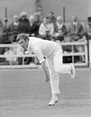 John Lever Bowling For Essex 1968 Old Cricket Photo | eBay Australia