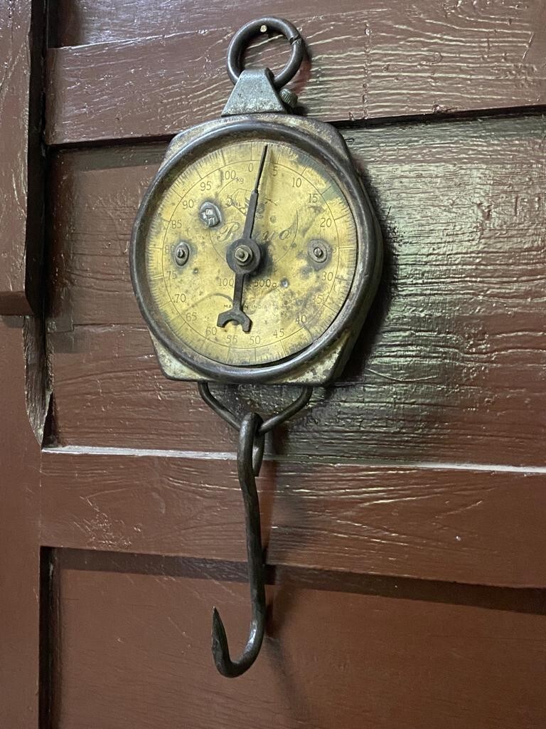 ANTIQUE OLD HANGING SCALE BRASS AND IRON RHINO MARK COLLECTIBLE | eBay