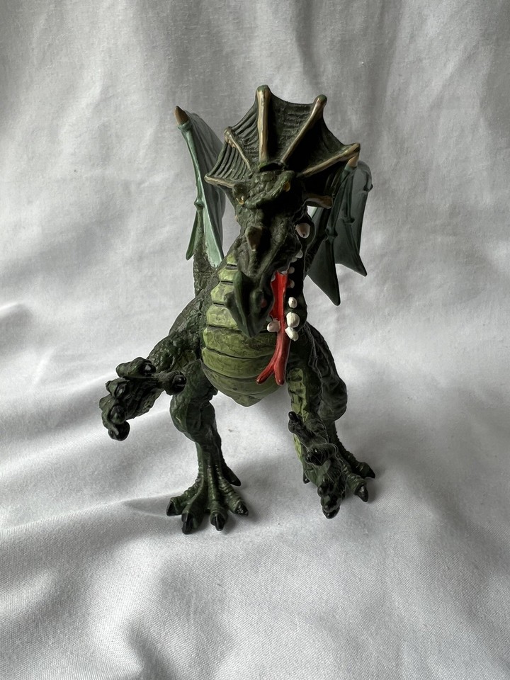 Plastoy Medieval Battlefield GREEN DRAGON Figure Figurine Safari Ltd | eBay