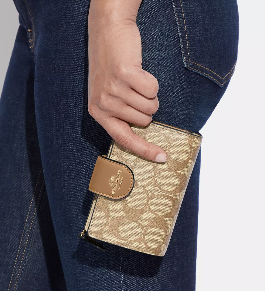 NWT COACH Medium Corner Zip Wallet In Signature Canvas C0082/CW786 | eBay