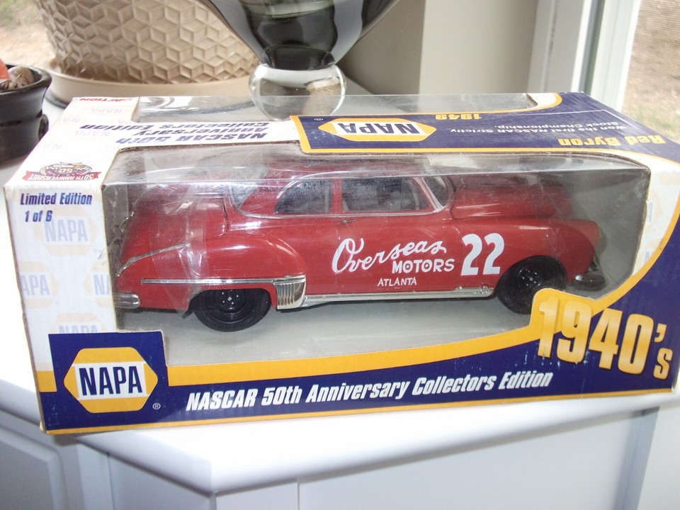 VINTAGE RED BYRON NASCAR FIRST STOCK CAR CHAMPION 1949 ACTION 1/24 ...