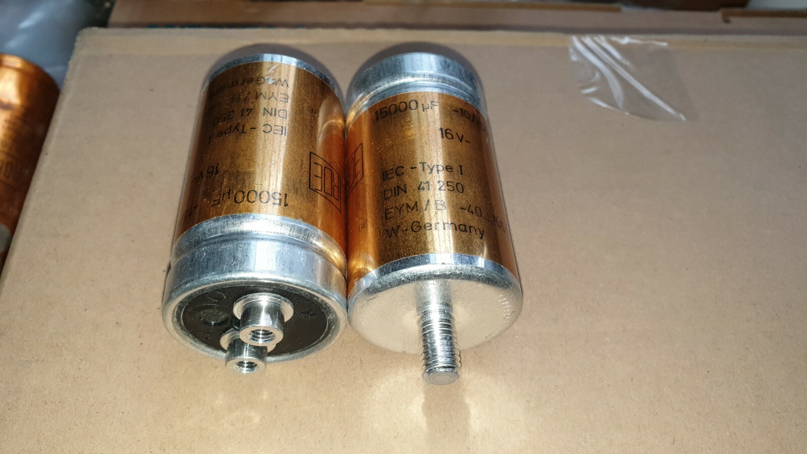 NOS ROE GOLD EYM /B 15000uF 16V LONG LIFE AUDIO GRADE HI-END CAPACITORS ...
