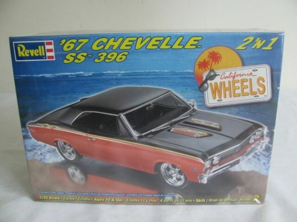 Revell 1967 Chevelle 396 SS 2 in 1 Model Kit Factory 85-2880 California ...